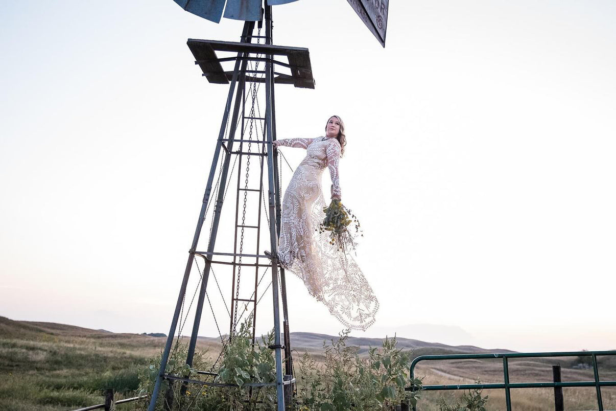 The Gentry Gown-Custom Western Wedding Dress with Lace – A Western ...