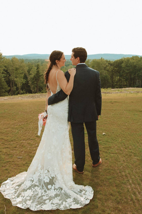 The Lydia Gown – A Western Wedding Co